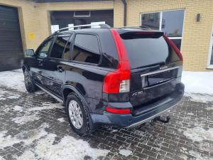 Melns Volvo XC90 2007 Utena, ar dzinēja tilpumu 2.40 L un nobraukumu 286 tūkst. km par 7150 €, foto 3 vietnē AUTOMOTO.COM.LV