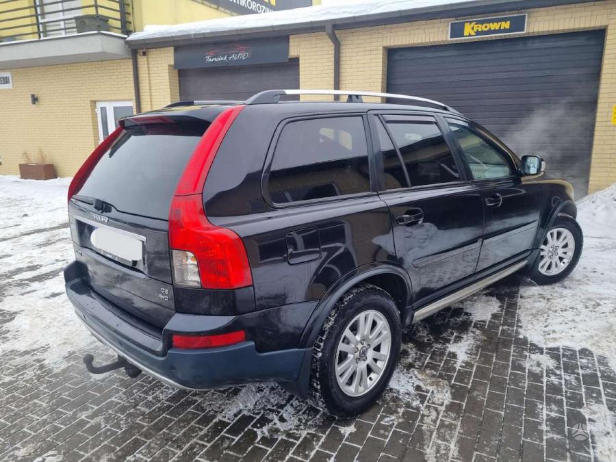 Melns Volvo XC90 2007 Utena, ar dzinēja tilpumu 2.40 L un nobraukumu 286 tūkst. km par 7150 €, foto 4 vietnē AUTOMOTO.COM.LV