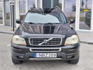 Melns Volvo XC90 2007 Viļņa, ar dzinēja tilpumu 3.19 L un nobraukumu 297 tūkst. km par 4000 €, foto 2 vietnē AUTOMOTO.COM.LV