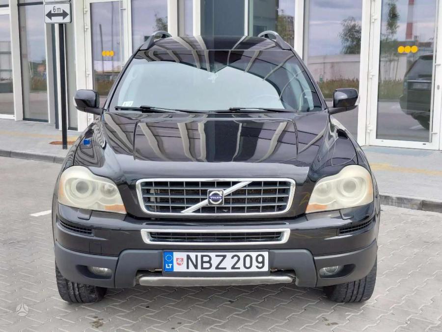 Melns Volvo XC90 2007 Viļņa, ar dzinēja tilpumu 3.19 L un nobraukumu 297 tūkst. km par 4000 €, foto 2 vietnē AUTOMOTO.COM.LV