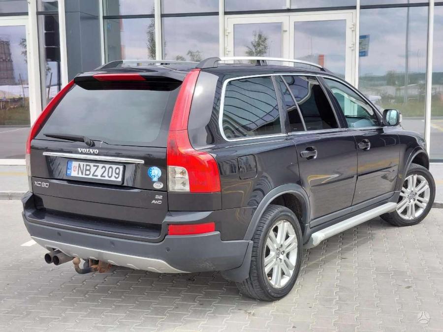 Melns Volvo XC90 2007 Viļņa, ar dzinēja tilpumu 3.19 L un nobraukumu 297 tūkst. km par 4000 €, foto 6 vietnē AUTOMOTO.COM.LV
