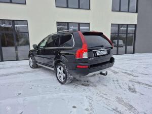Black Volvo XC90 2007 in Marijampole, with an engine capacity of 2.40 L and mileage of 273 thousand km for 7199 €, photo 6 on AUTOMOTO.COM.LV