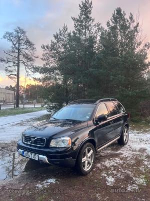 Melns Volvo XC90 2007 Tallina, ar dzinēja tilpumu 2.40 L un nobraukumu 450 tūkst. km par 6599 €, foto  vietnē AUTOMOTO.COM.LV