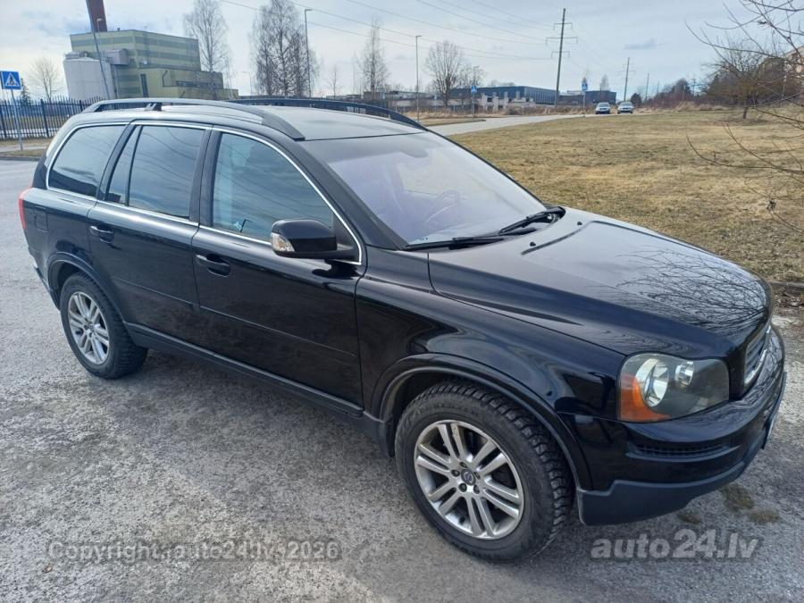 Melns Volvo XC90 2007 Tallina, ar dzinēja tilpumu 2.40 L un nobraukumu 363 tūkst. km par 5900 €, foto 2 vietnē AUTOMOTO.COM.LV