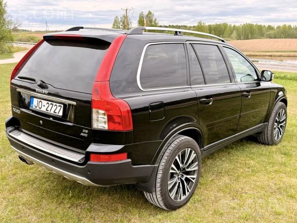 Black Volvo XC90 2007 in Riga, with an engine capacity of 2.40 L and mileage of 280 thousand km for 8790 €, photo 6 on AUTOMOTO.COM.LV