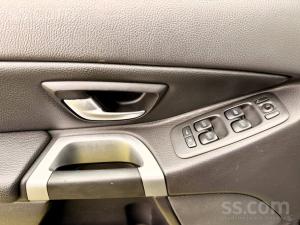 Melns Volvo XC90 2007 Rīga, ar dzinēja tilpumu 2.40 L un nobraukumu 280 tūkst. km par 8790 €, foto 18 vietnē AUTOMOTO.COM.LV