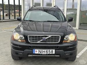 Черный Вольво ХС90 2007 в Вильнюс, объемом двигателя 2.40 л и пробегом 312 тыс. км за 4800 €, фото 3 на AUTOMOTO.COM.LV