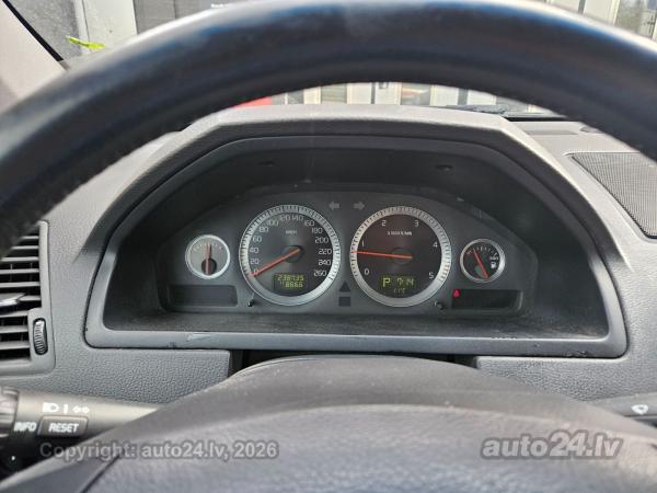 Черный Вольво ХС90 2007 в Таллин, объемом двигателя 2.40 л и пробегом 238 тыс. км за 3999 €, фото 10 на AUTOMOTO.COM.LV