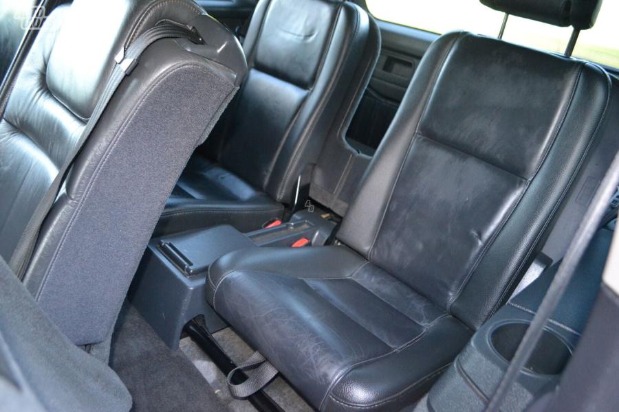 Melns Volvo XC90 2007 Viļņa, ar dzinēja tilpumu 2.40 L un nobraukumu 299 tūkst. km par 5950 €, foto 18 vietnē AUTOMOTO.COM.LV