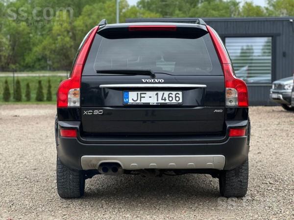 Melns Volvo XC90 2007 Jelgava, ar dzinēja tilpumu 2.40 L un nobraukumu 0 tūkst. km par 6100 €, foto 5 vietnē AUTOMOTO.COM.LV