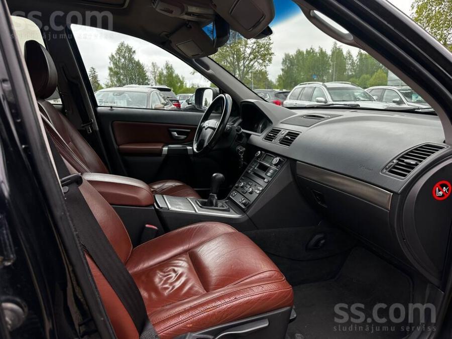 Черный Вольво ХС90 2007 в Елгава, объемом двигателя 2.40 л и пробегом 0 тыс. км за 6100 €, фото 11 на AUTOMOTO.COM.LV