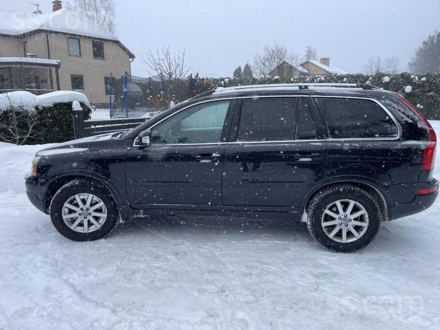 Black Volvo XC90 2007 in Riga, with an engine capacity of 2.40 L and mileage of 0 thousand km for 4300 €, photo 1 on AUTOMOTO.COM.LV