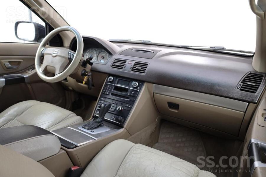 Melns Volvo XC90 2007 Rīga, ar dzinēja tilpumu 2.40 L un nobraukumu 0 tūkst. km par 4495 €, foto 9 vietnē AUTOMOTO.COM.LV