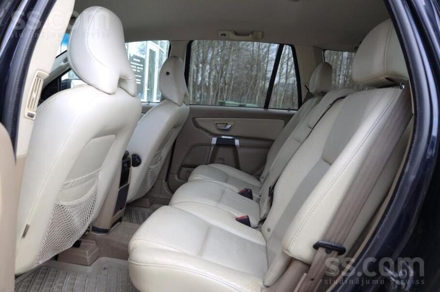 Melns Volvo XC90 2007 Rīga, ar dzinēja tilpumu 2.40 L un nobraukumu 0 tūkst. km par 4495 €, foto 12 vietnē AUTOMOTO.COM.LV