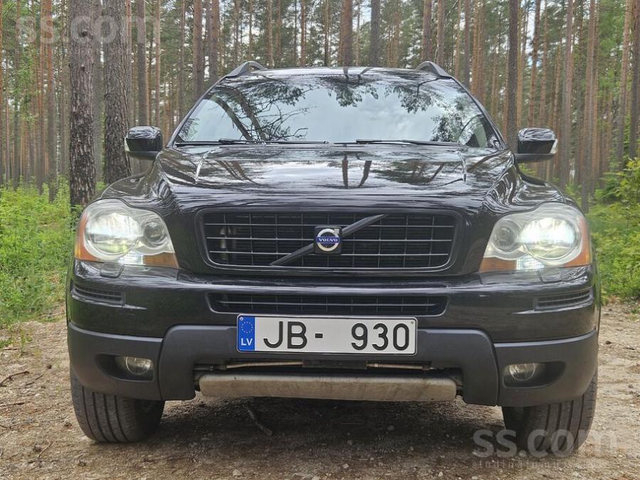Черный Вольво ХС90 2007 в Рига, объемом двигателя 2.40 л и пробегом 345 тыс. км за 5450 €, фото 4 на AUTOMOTO.COM.LV