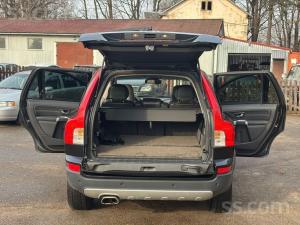 Melns Volvo XC90 2007 Rīga, ar dzinēja tilpumu 2.40 L un nobraukumu 325 tūkst. km par 6450 €, foto 7 vietnē AUTOMOTO.COM.LV