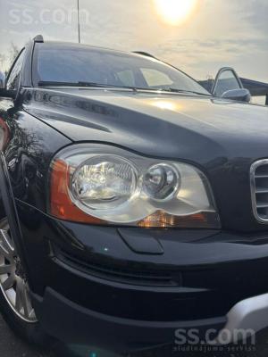 Melns Volvo XC90 2007 Rīga, ar dzinēja tilpumu 2.40 L un nobraukumu 325 tūkst. km par 6450 €, foto 9 vietnē AUTOMOTO.COM.LV