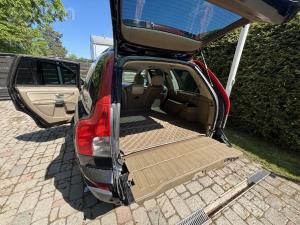 Melns Volvo XC90 2007 Rīga, ar dzinēja tilpumu 2.40 L un nobraukumu 380 tūkst. km par 3700 €, foto 6 vietnē AUTOMOTO.COM.LV