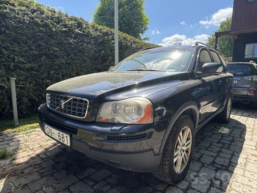Melns Volvo XC90 2007 Rīga, ar dzinēja tilpumu 2.40 L un nobraukumu 380 tūkst. km par 3700 €, foto 10 vietnē AUTOMOTO.COM.LV