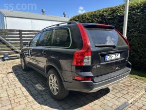 Melns Volvo XC90 2007 Rīga, ar dzinēja tilpumu 2.40 L un nobraukumu 380 tūkst. km par 3700 €, foto 12 vietnē AUTOMOTO.COM.LV