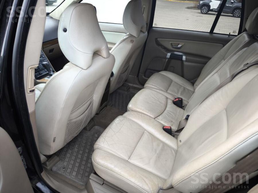 Melns Volvo XC90 2007 Rīga, ar dzinēja tilpumu 3.20 L un nobraukumu 281 tūkst. km par 3300 €, foto 11 vietnē AUTOMOTO.COM.LV