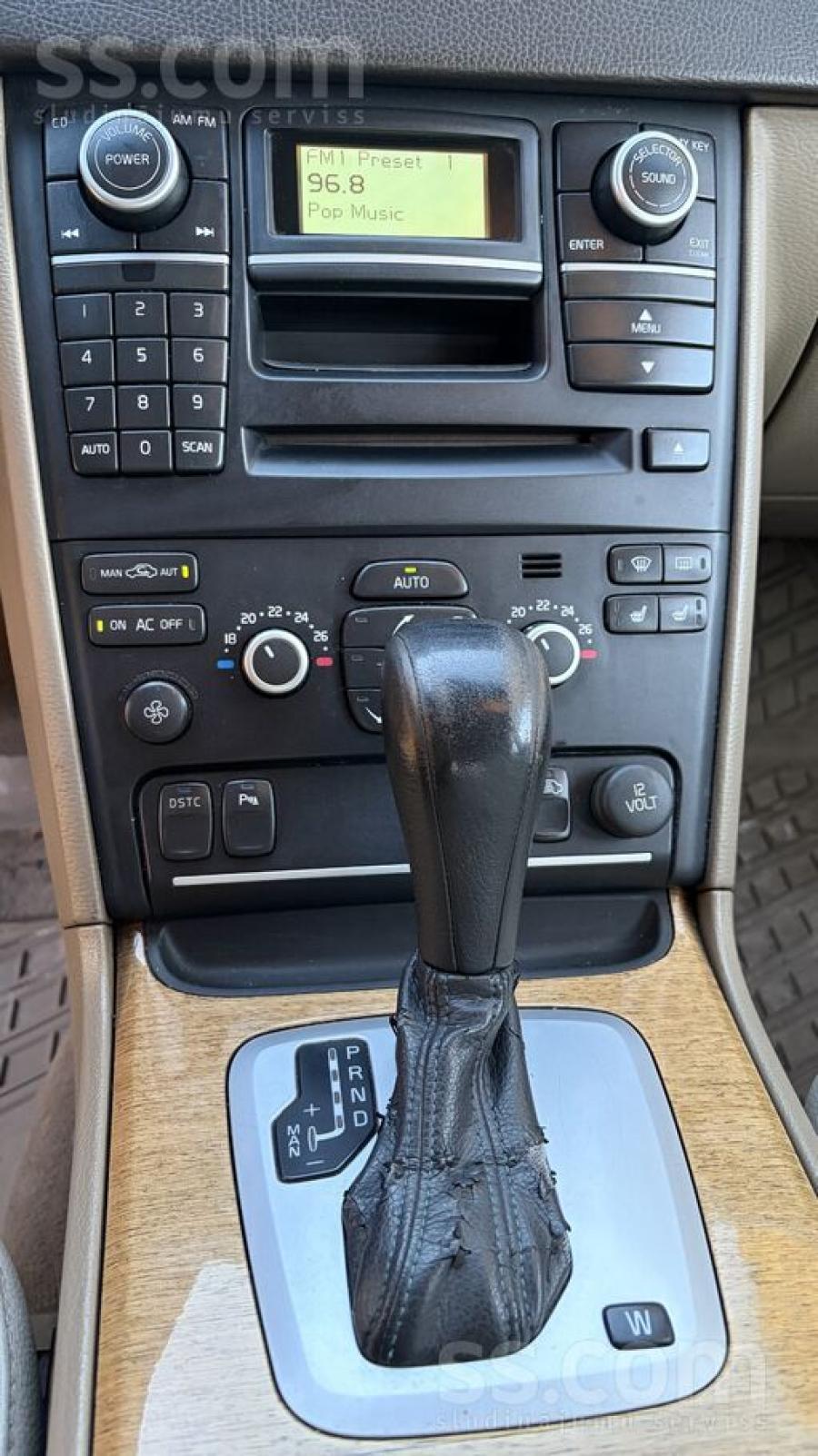 Melns Volvo XC90 2007 Rīga, ar dzinēja tilpumu 2.40 L un nobraukumu 356 tūkst. km par 6999 €, foto 9 vietnē AUTOMOTO.COM.LV