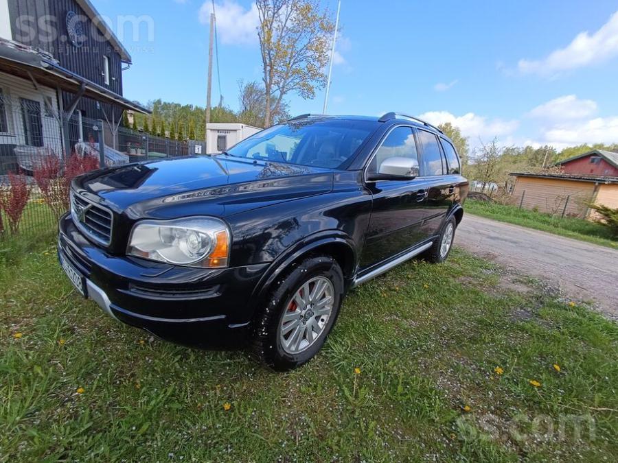 Melns Volvo XC90 2007 Rīga, ar dzinēja tilpumu 2.40 L un nobraukumu 276 tūkst. km par 6350 €, foto 1 vietnē AUTOMOTO.COM.LV