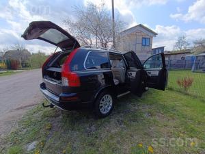 Melns Volvo XC90 2007 Rīga, ar dzinēja tilpumu 2.40 L un nobraukumu 276 tūkst. km par 6350 €, foto 3 vietnē AUTOMOTO.COM.LV