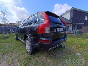 Melns Volvo XC90 2007 Rīga, ar dzinēja tilpumu 2.40 L un nobraukumu 276 tūkst. km par 6350 €, foto 14 vietnē AUTOMOTO.COM.LV