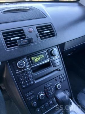 Melns Volvo XC90 2007 Jēkabpils, ar dzinēja tilpumu 2.40 L un nobraukumu 464 tūkst. km par 4650 €, foto 11 vietnē AUTOMOTO.COM.LV