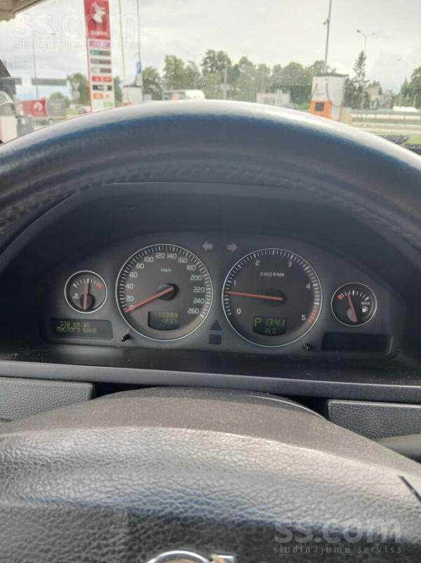 Melns Volvo XC90 2007 Rīga, ar dzinēja tilpumu 2.40 L un nobraukumu 434 tūkst. km par 4450 €, foto 10 vietnē AUTOMOTO.COM.LV