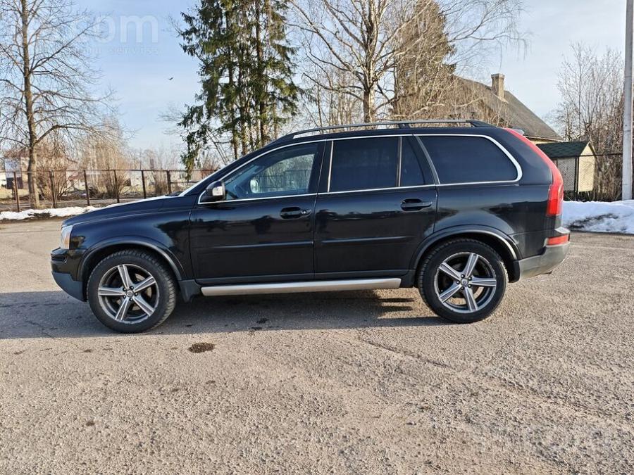 Черный Вольво ХС90 2007 в Елгава, объемом двигателя 2.40 л и пробегом 396 тыс. км за 4900 €, фото 5 на AUTOMOTO.COM.LV