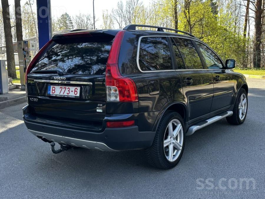 Melns Volvo XC90 2007 Rīga, ar dzinēja tilpumu 2.40 L un nobraukumu 319 tūkst. km par 6399 €, foto 10 vietnē AUTOMOTO.COM.LV