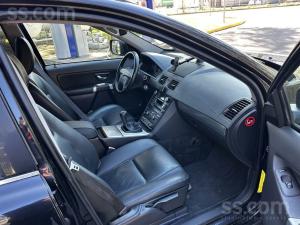 Melns Volvo XC90 2007 Rīga, ar dzinēja tilpumu 2.40 L un nobraukumu 319 tūkst. km par 6399 €, foto 11 vietnē AUTOMOTO.COM.LV