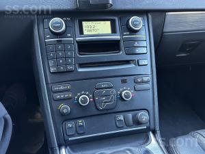 Melns Volvo XC90 2007 Rīga, ar dzinēja tilpumu 2.40 L un nobraukumu 319 tūkst. km par 6399 €, foto 15 vietnē AUTOMOTO.COM.LV