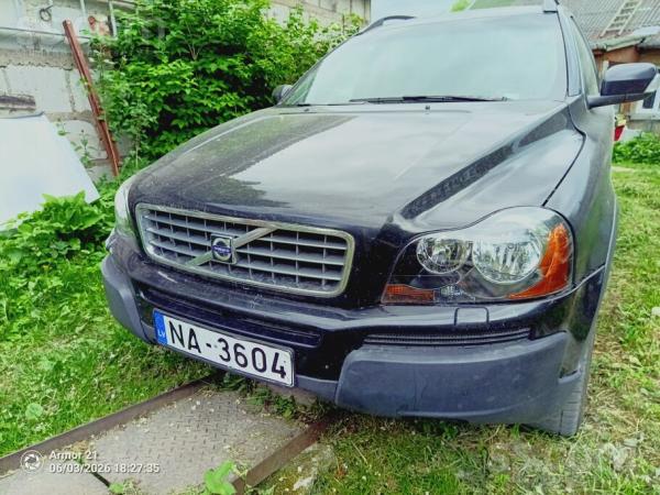 Melns Volvo XC90 2007 Liepāja, ar dzinēja tilpumu 2.40 L un nobraukumu 368 tūkst. km par 4000 €, foto 3 vietnē AUTOMOTO.COM.LV