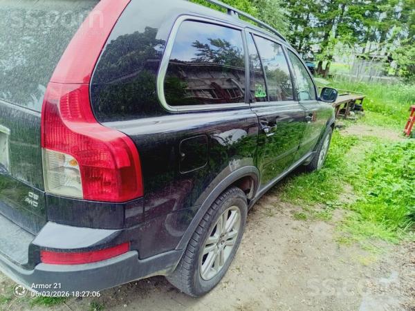 Melns Volvo XC90 2007 Liepāja, ar dzinēja tilpumu 2.40 L un nobraukumu 368 tūkst. km par 4000 €, foto 5 vietnē AUTOMOTO.COM.LV