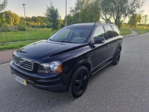 Black Volvo XC90 2007 in Vilnius, with an engine capacity of 2.40 L and mileage of 292 thousand km for 6350 €, photo  on AUTOMOTO.COM.LV