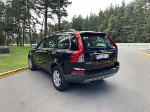 Black Volvo XC90 2007 in Riga, with an engine capacity of 2.40 L and mileage of 239 thousand km for 3000 €, photo 9 on AUTOMOTO.COM.LV