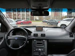 Black Volvo XC90 2007 in Riga, with an engine capacity of 2.40 L and mileage of 390 thousand km for 4490 €, photo 18 on AUTOMOTO.COM.LV