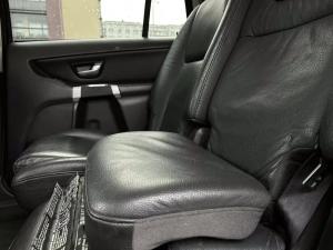Black Volvo XC90 2007 in Riga, with an engine capacity of 2.40 L and mileage of 390 thousand km for 4490 €, photo 20 on AUTOMOTO.COM.LV