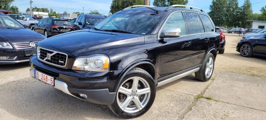 Black Volvo XC90 2007 in Riga, with an engine capacity of 2.40 L and mileage of 237 thousand km for 9200 €, photo 11 on AUTOMOTO.COM.LV