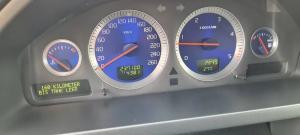 Black Volvo XC90 2007 in Riga, with an engine capacity of 2.40 L and mileage of 237 thousand km for 9200 €, photo 19 on AUTOMOTO.COM.LV