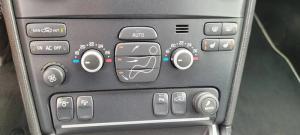 Black Volvo XC90 2007 in Riga, with an engine capacity of 2.40 L and mileage of 237 thousand km for 9200 €, photo 29 on AUTOMOTO.COM.LV