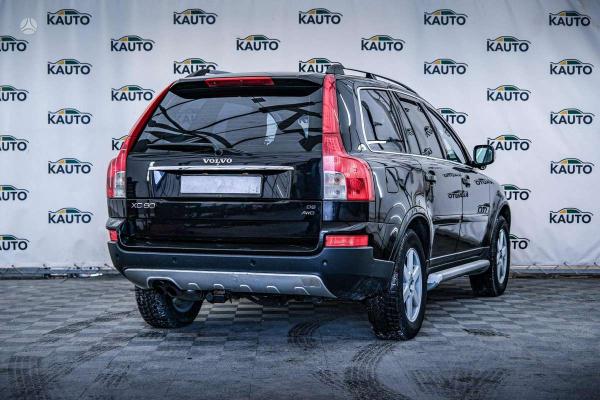Черный Вольво ХС90 2007 в Каунас, объемом двигателя 2.40 л и пробегом 290 тыс. км за 6290 €, фото 3 на AUTOMOTO.COM.LV