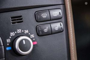 Black Volvo XC90 2007 in Kaunas, with an engine capacity of 2.40 L and mileage of 290 thousand km for 6290 €, photo 24 on AUTOMOTO.COM.LV