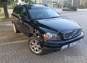 Melns Volvo XC90 2007 Rīga, ar dzinēja tilpumu 2.40 L un nobraukumu 466 tūkst. km par 4000 €, foto  vietnē AUTOMOTO.COM.LV