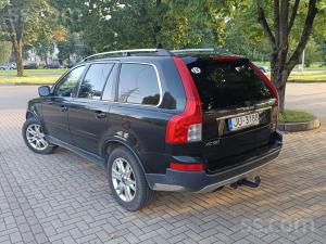 Black Volvo XC90 2007 in Riga, with an engine capacity of 2.40 L and mileage of 466 thousand km for 4000 €, photo 3 on AUTOMOTO.COM.LV