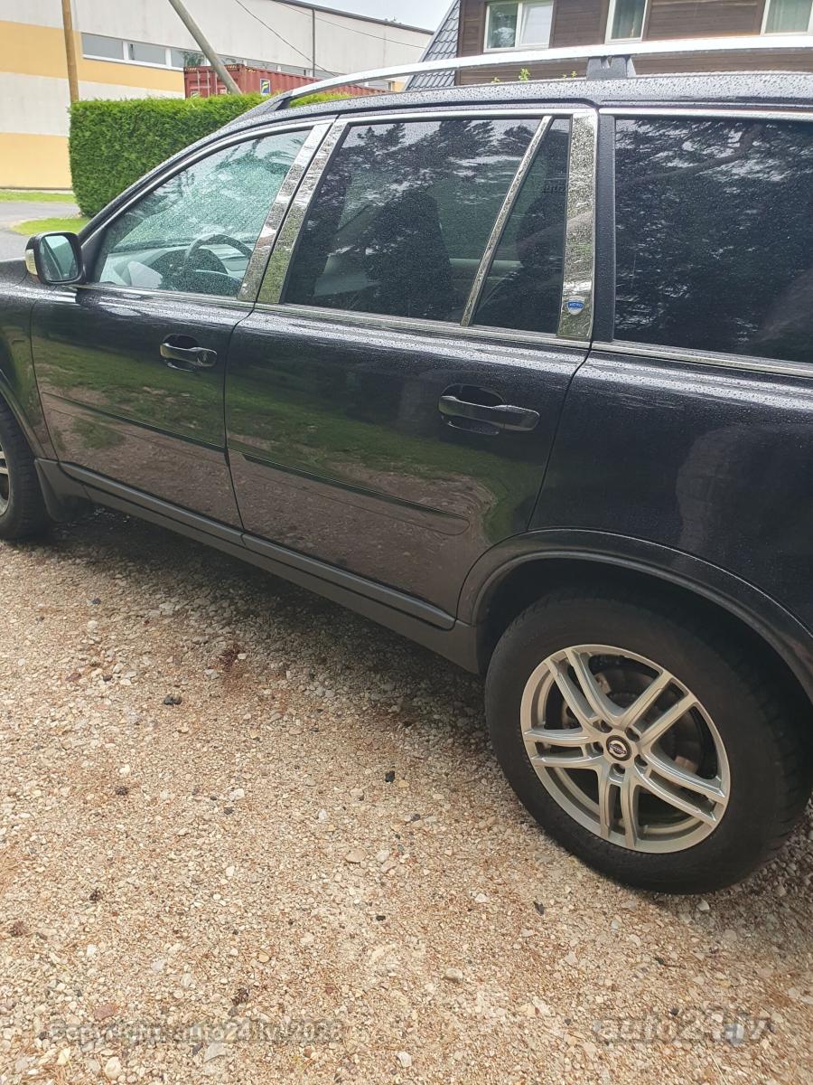 Black Volvo XC90 2007 in Tallinn, with an engine capacity of 2.40 L and mileage of 0 thousand km for 8000 €, photo 5 on AUTOMOTO.COM.LV