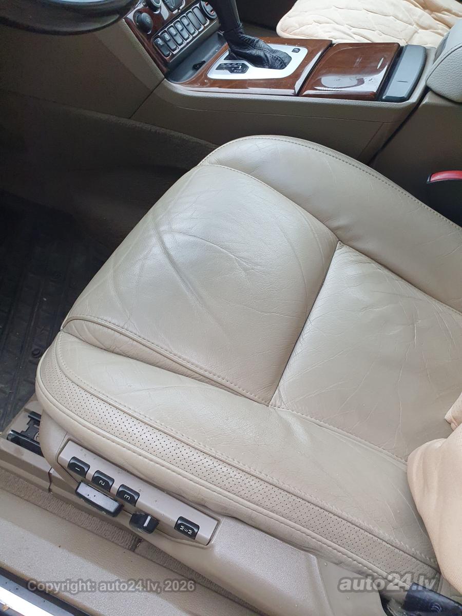Black Volvo XC90 2007 in Tallinn, with an engine capacity of 2.40 L and mileage of 0 thousand km for 8000 €, photo 11 on AUTOMOTO.COM.LV